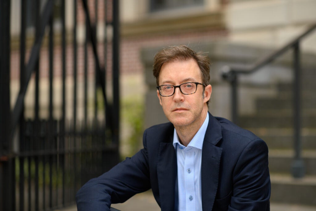 Amicus Curiae Lecture Series on Constitutional Democracy – Simon Perry ...